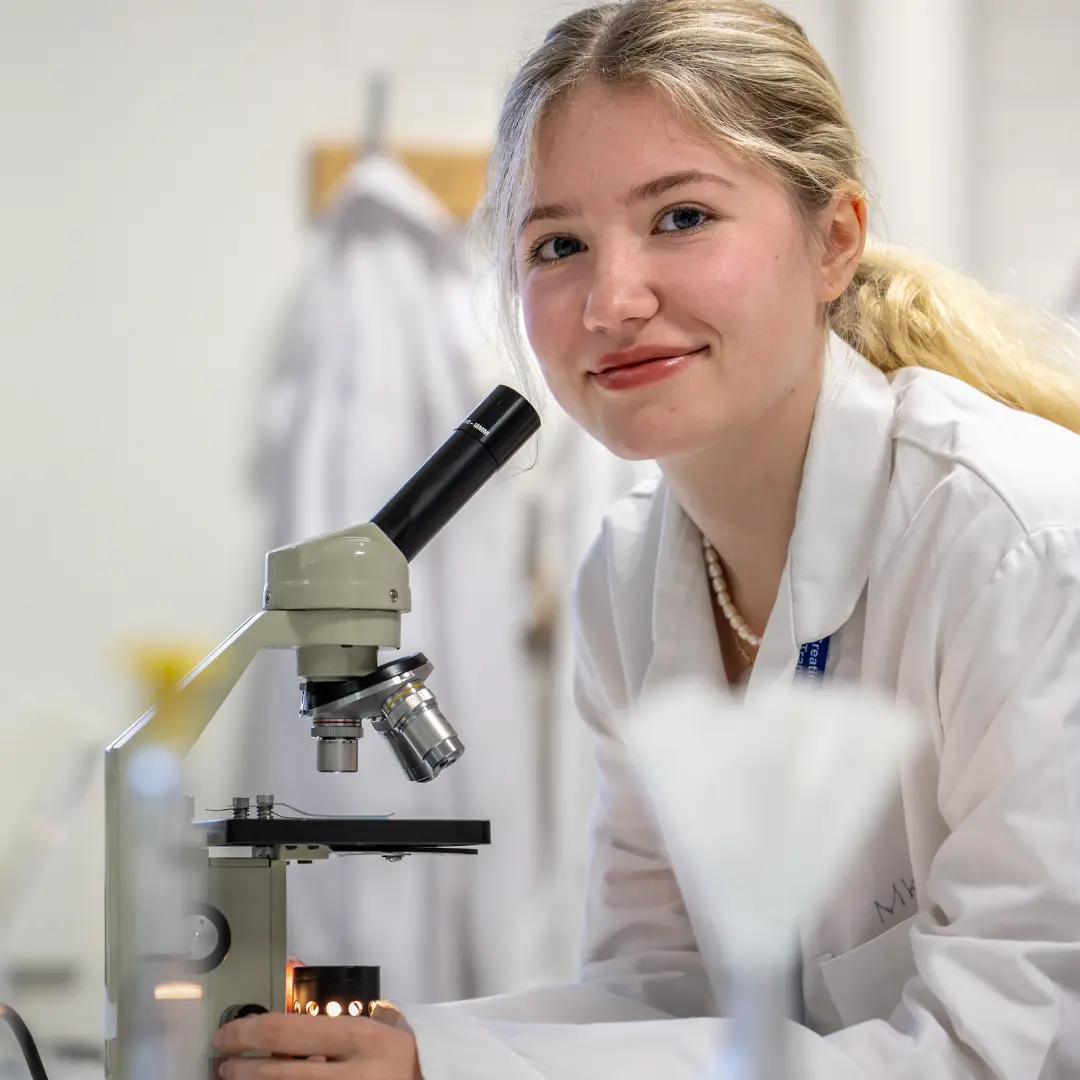 Home | MidKent College